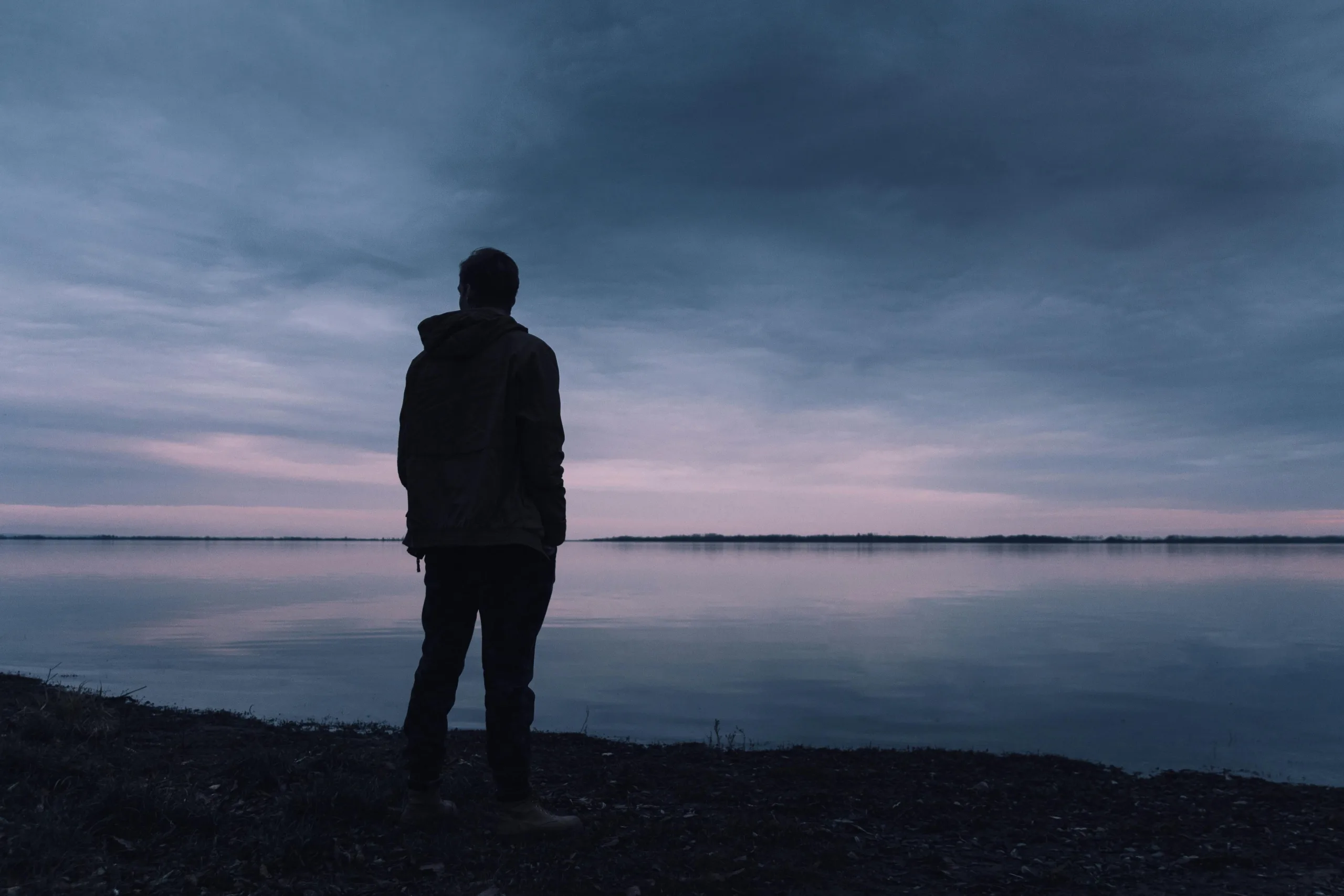 "Dead Inside": Understanding, Causes, Emotional Reconnection - Invisibully