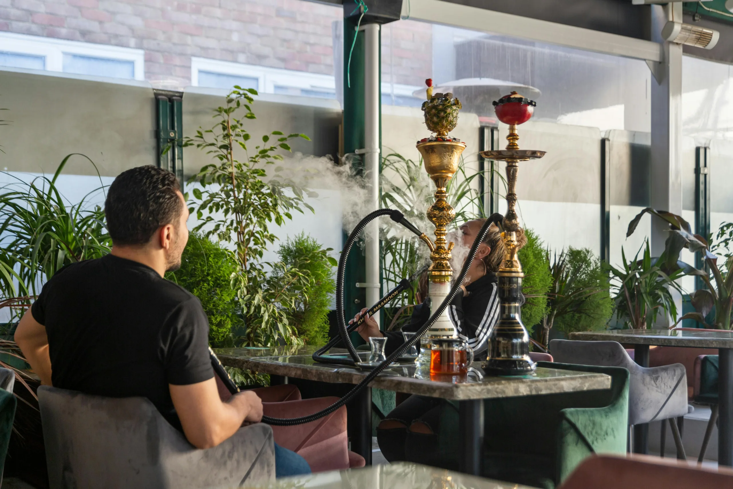 Hookah Smoking: The Hidden Dangers - Invisibully
